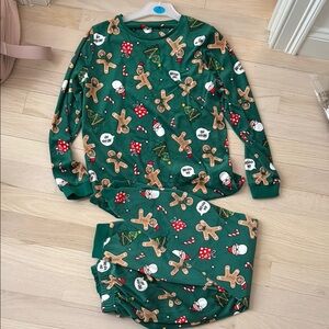 Primark | Intimates & Sleepwear | Green Gingerbread Woman Pajamas ...